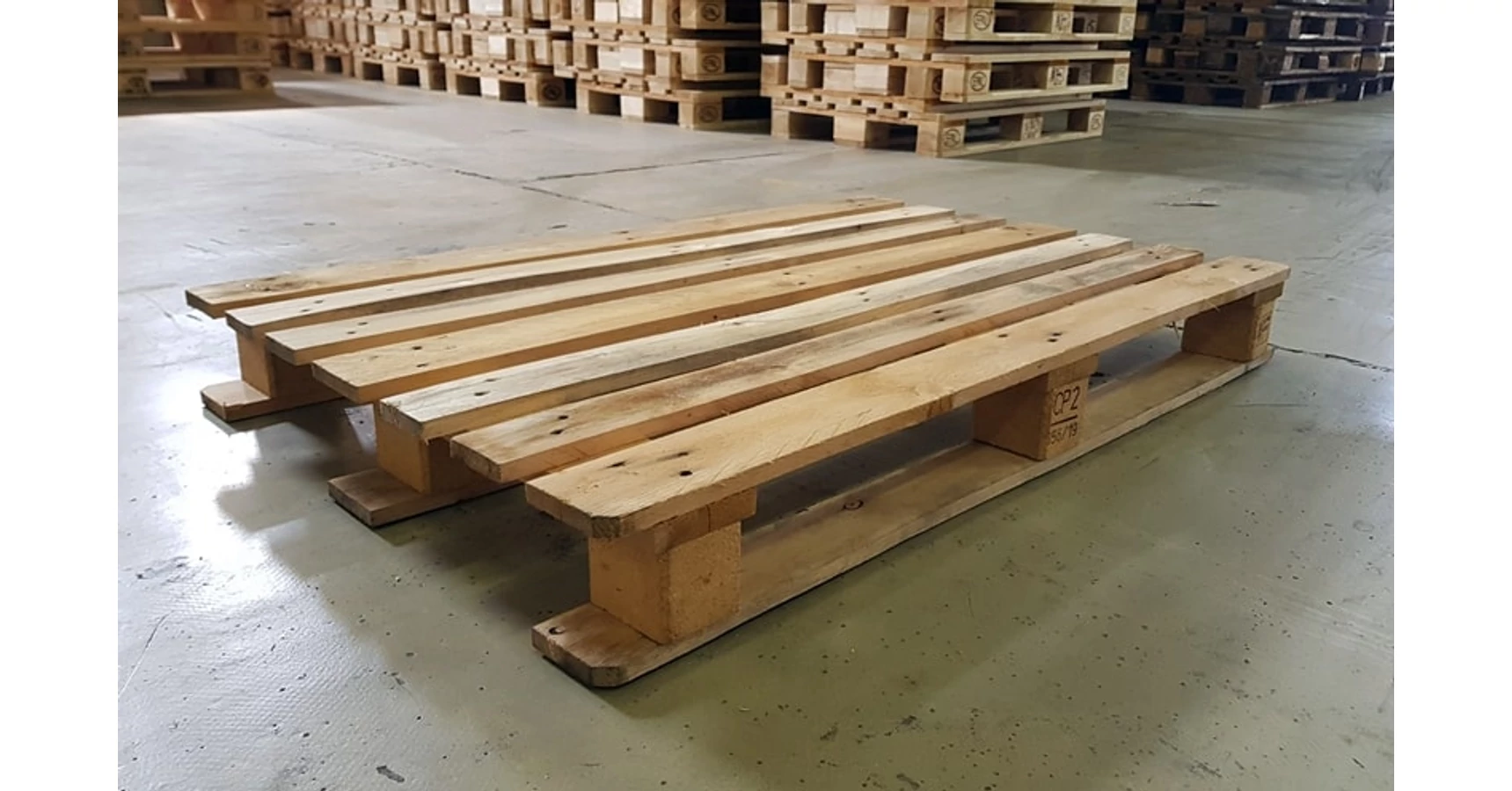 CP2 Fa raklap 80x120 cm, használt | Rendeld meg most!