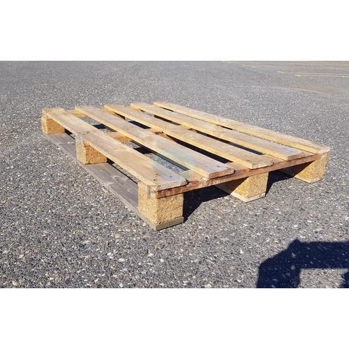 Fa raklap 800x1200 mm méretű, használt | Raktárról!