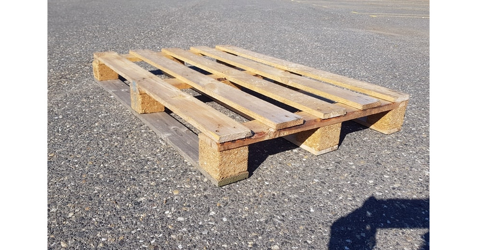 Fa raklap 800x1200 mm méretű, használt | Raktárról!